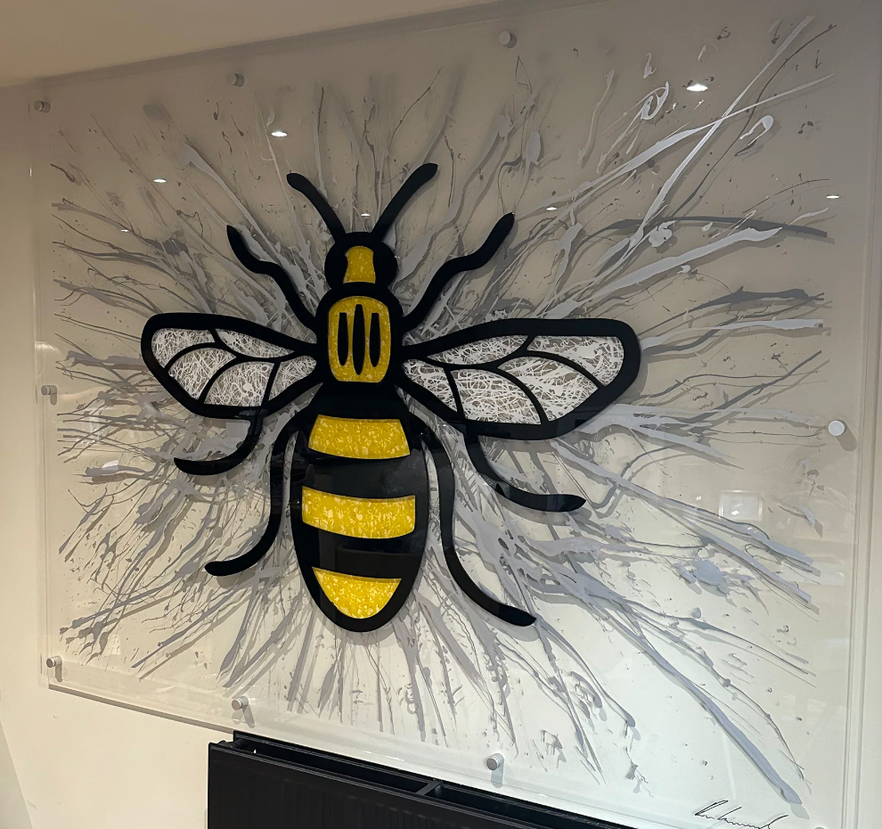 Exploring the Symbolic Manchester Bee Art and Its Impact on the City's ...